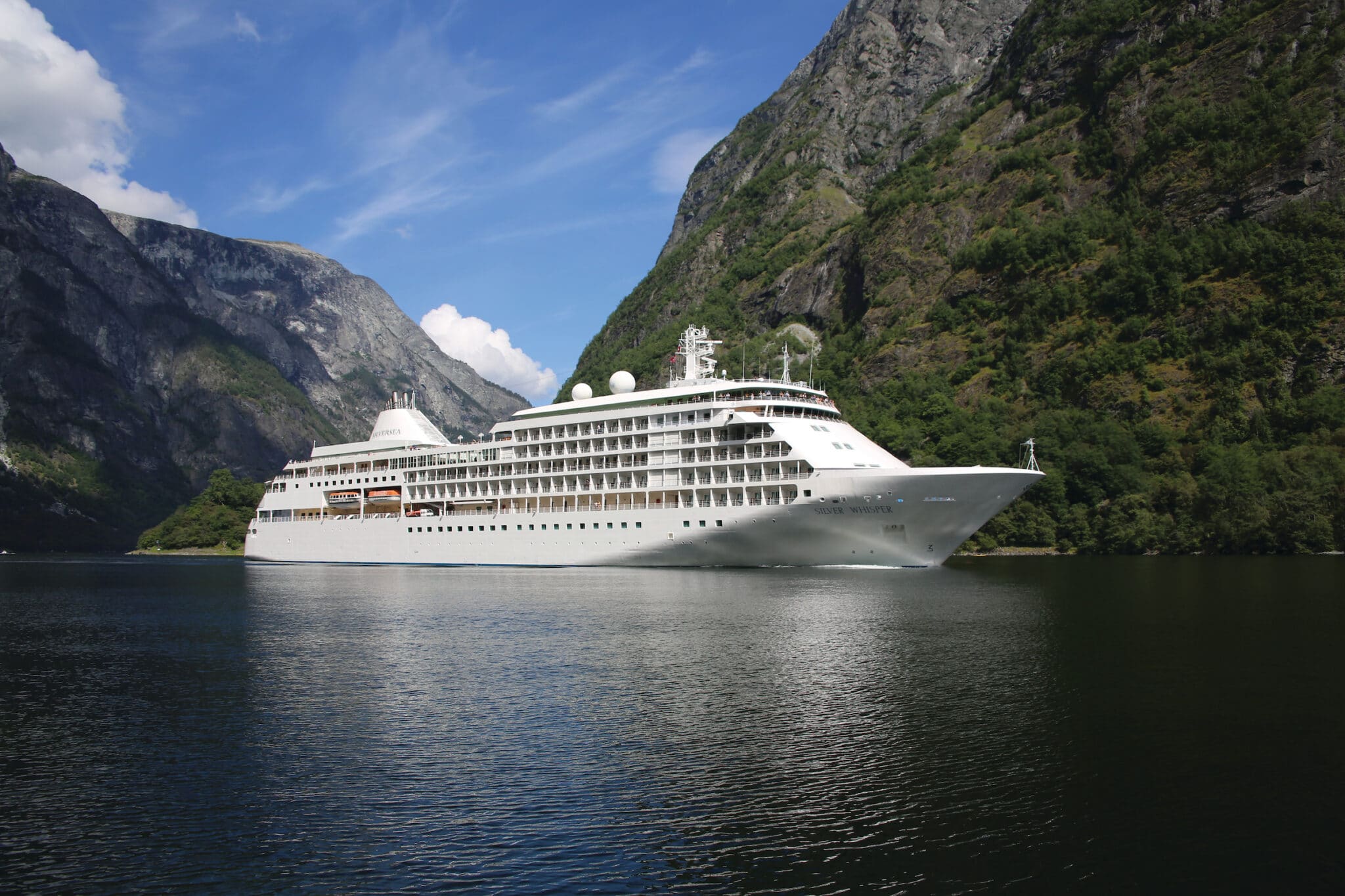 Silversea Cruises - Captain Cruise