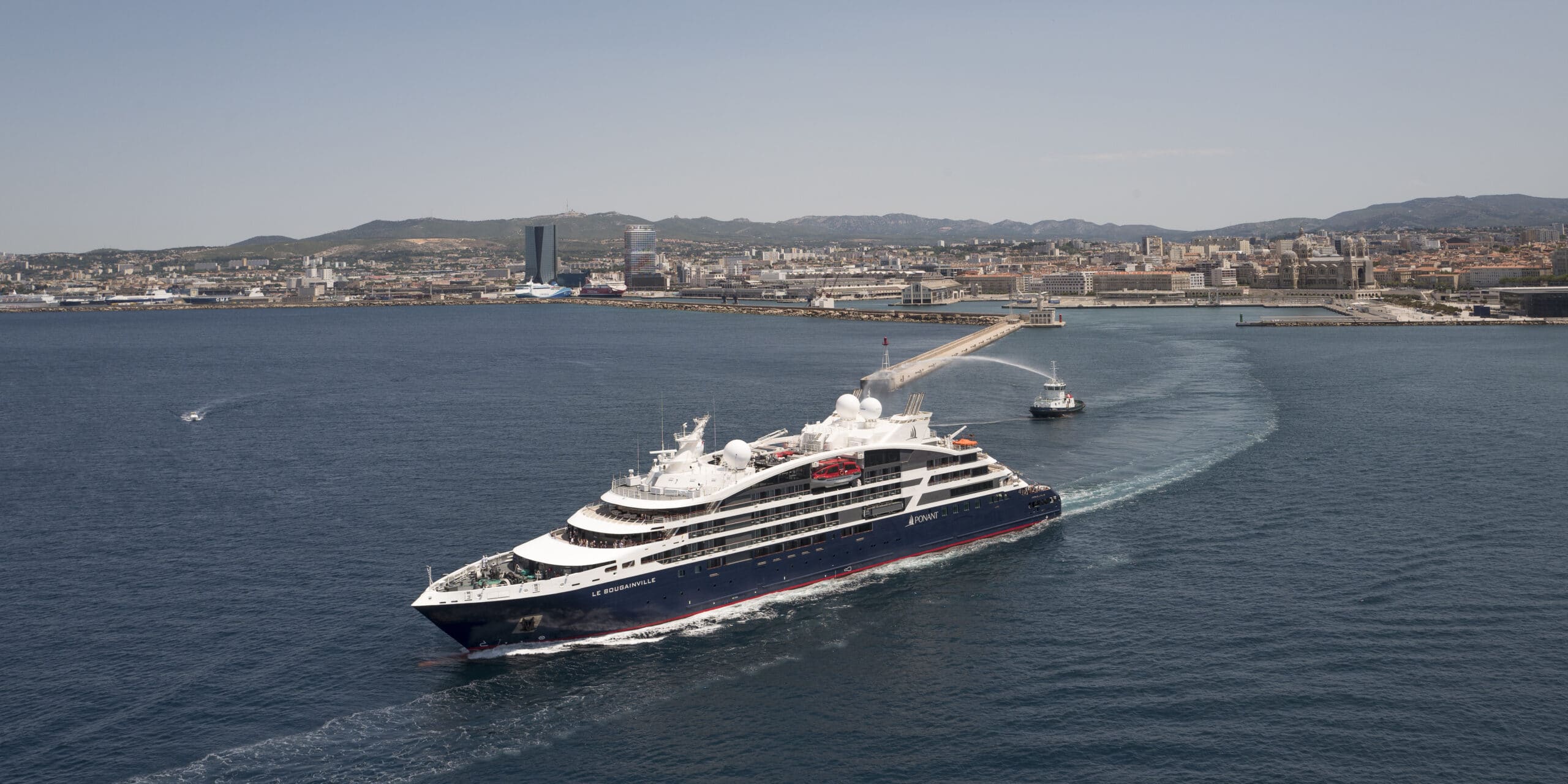 Ponant Yacht Cruises - Captain Cruise